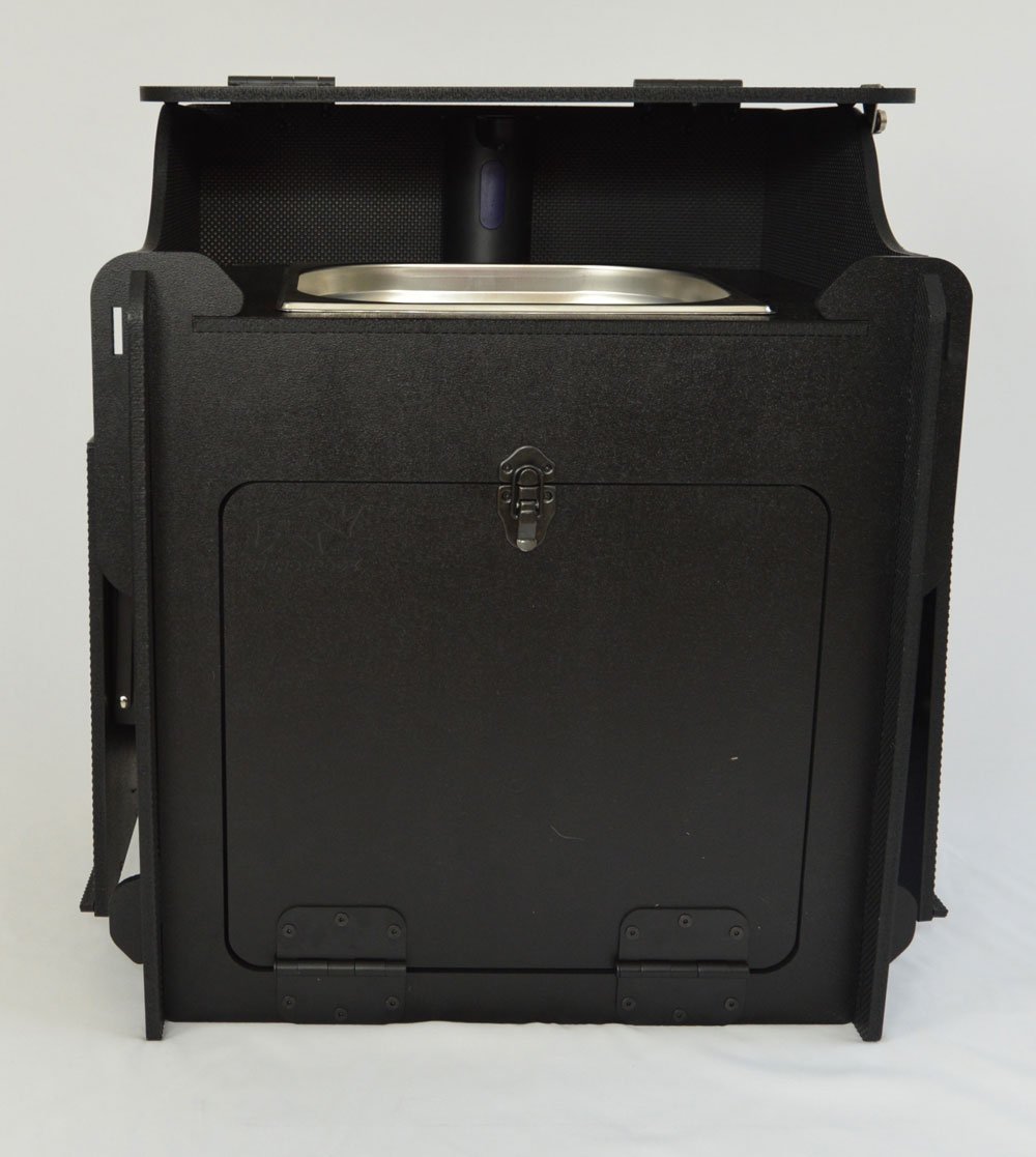 Rhino Pods – Cooking for adventure. A tough stand-alone kitchen in a ...